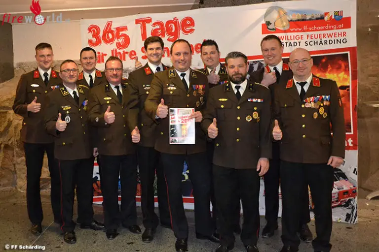 Oö: Michael Hutterer nimmt den Hut → Neuwahl in Schärding - Fireworld.at