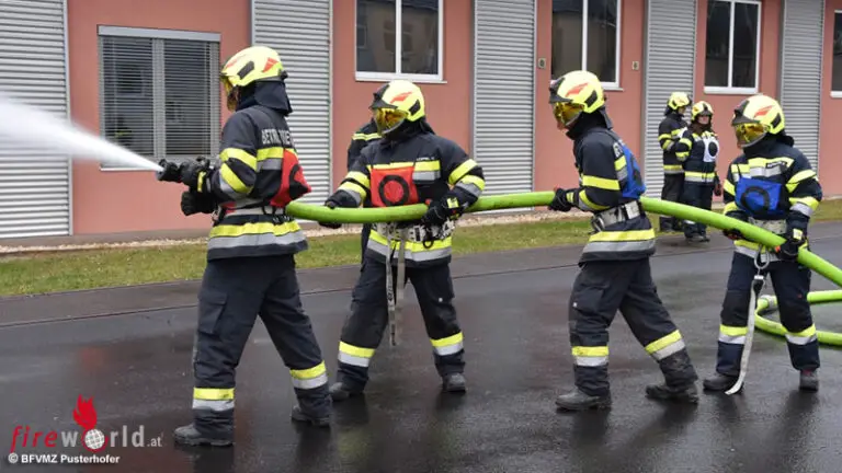 Stmk: Erfolgreiche Branddienstleistungsprüfung der BTF voestalpine ...